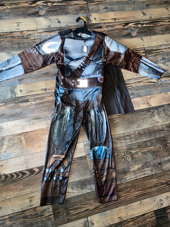 Star Wars | Costumes | Nwot Star Wars Mandalorianstyle Kids Costume ...